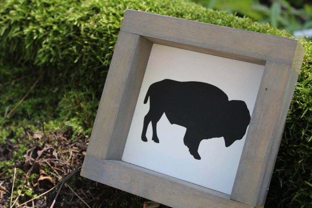 Stand Alone Bison Shelf Sign | Bison du Nord